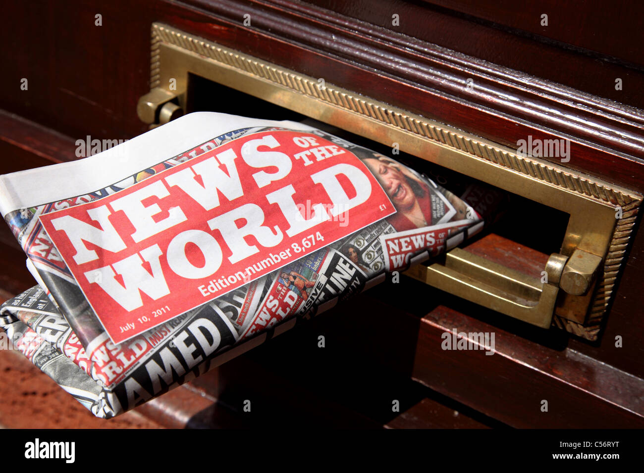 News of the world newspaper hi-res stock photography and images - Alamy