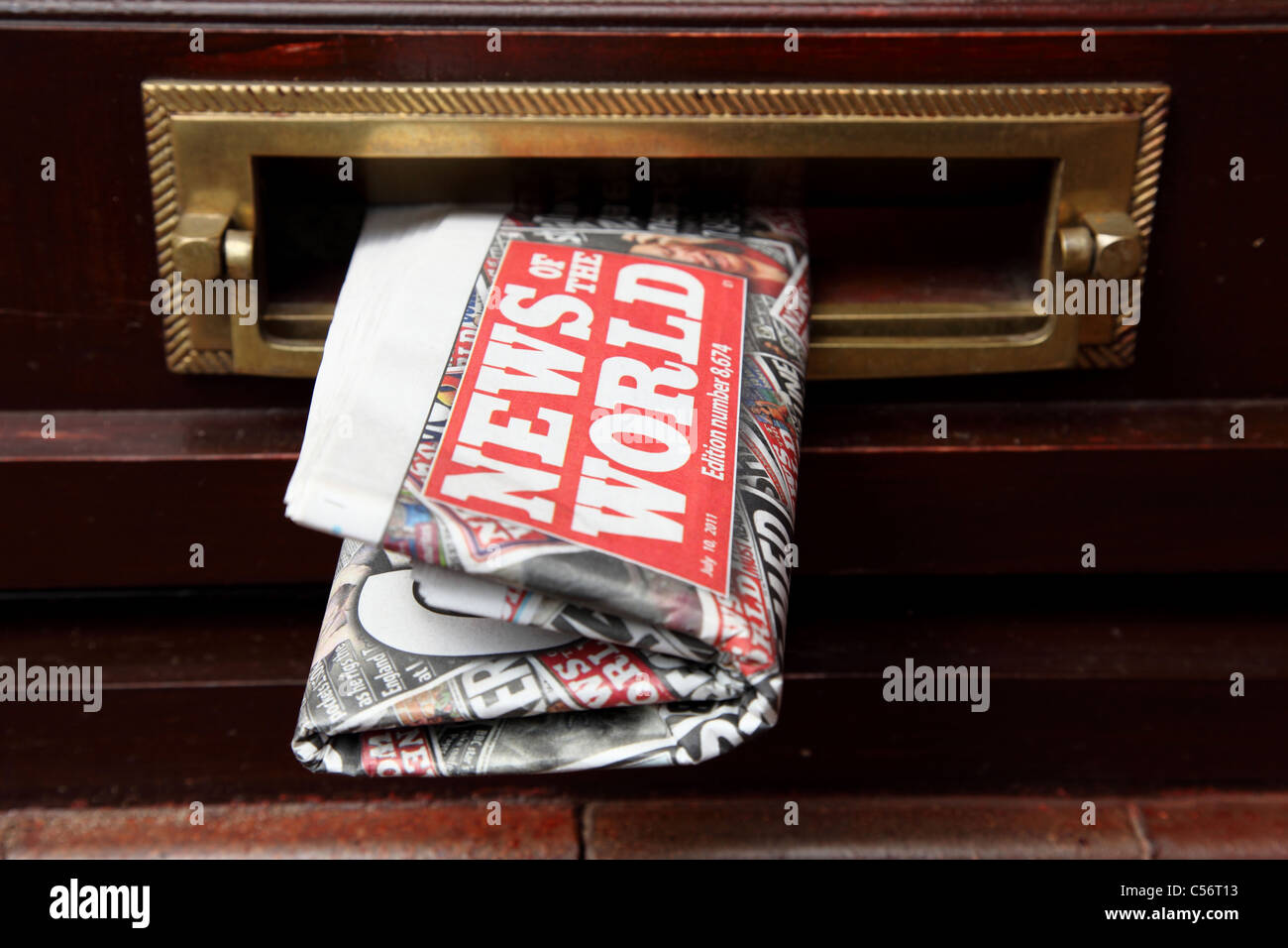 News of the world newspaper hi-res stock photography and images - Alamy