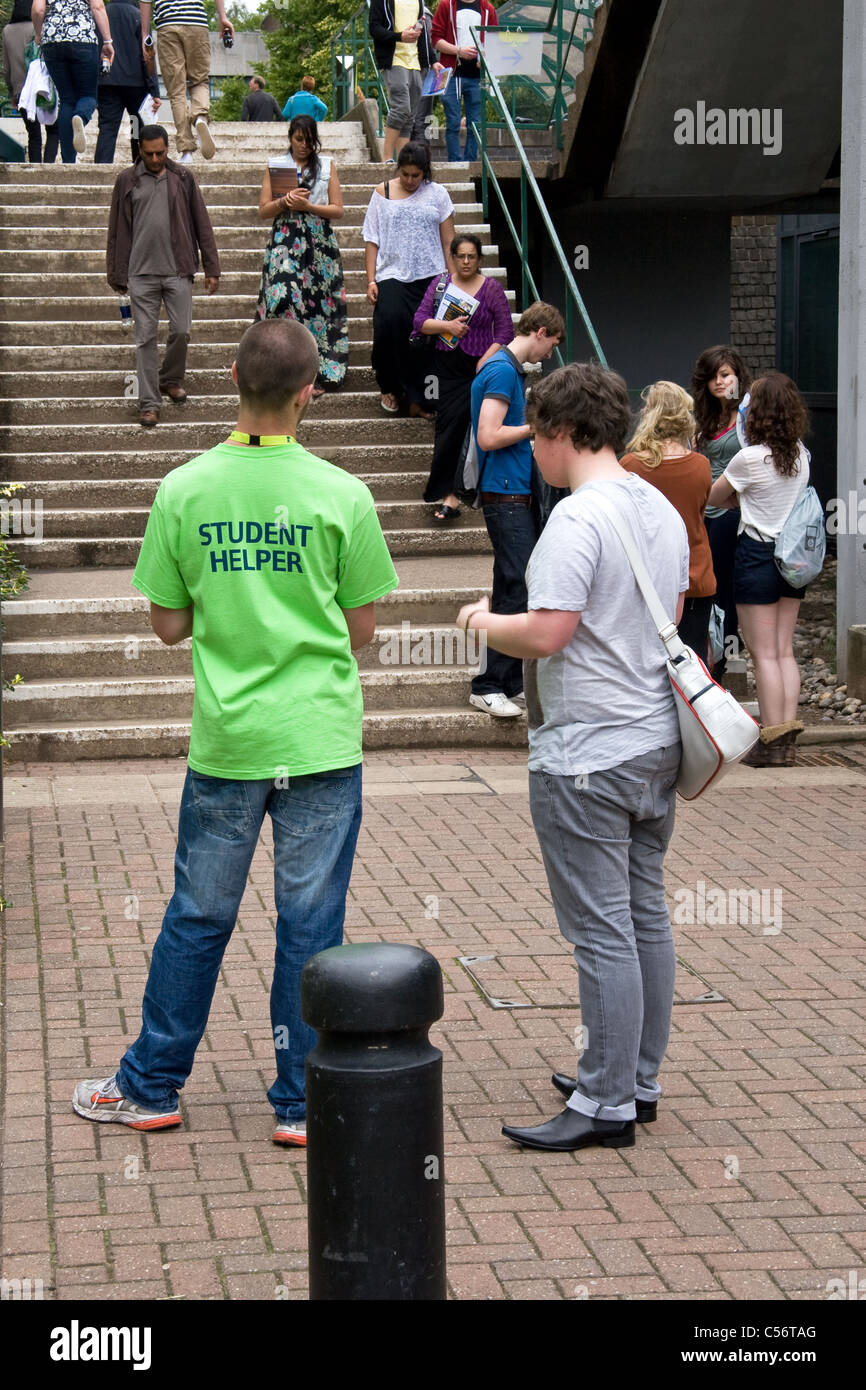 University of nottingham students hi-res stock photography and images ...