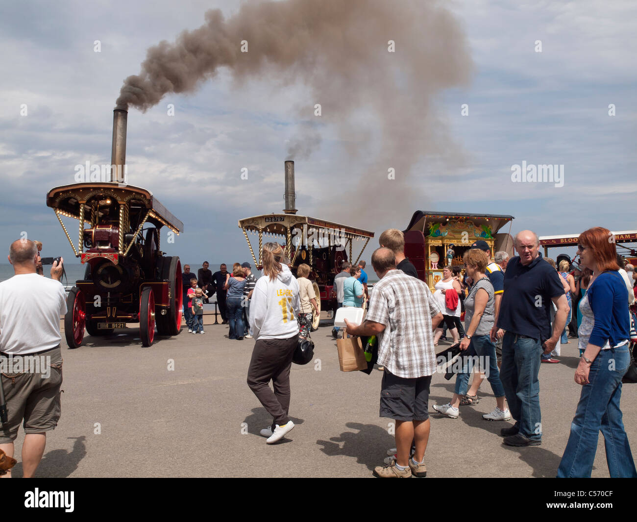 Fairground traction engine hi-res stock photography and images - Alamy