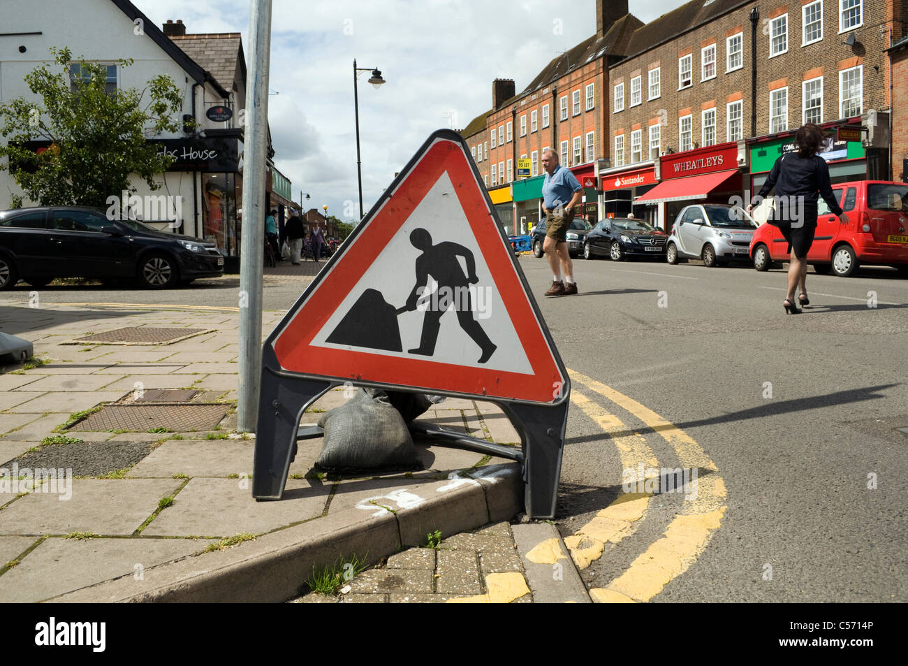 Triangular road signs hi-res stock photography and images - Alamy