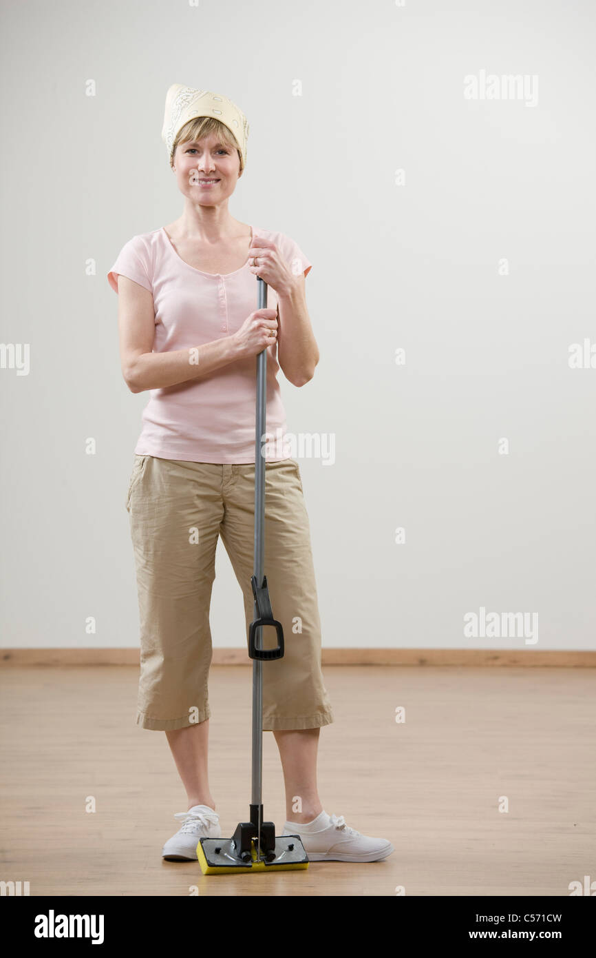 Mop hair hi-res stock photography and images - Alamy