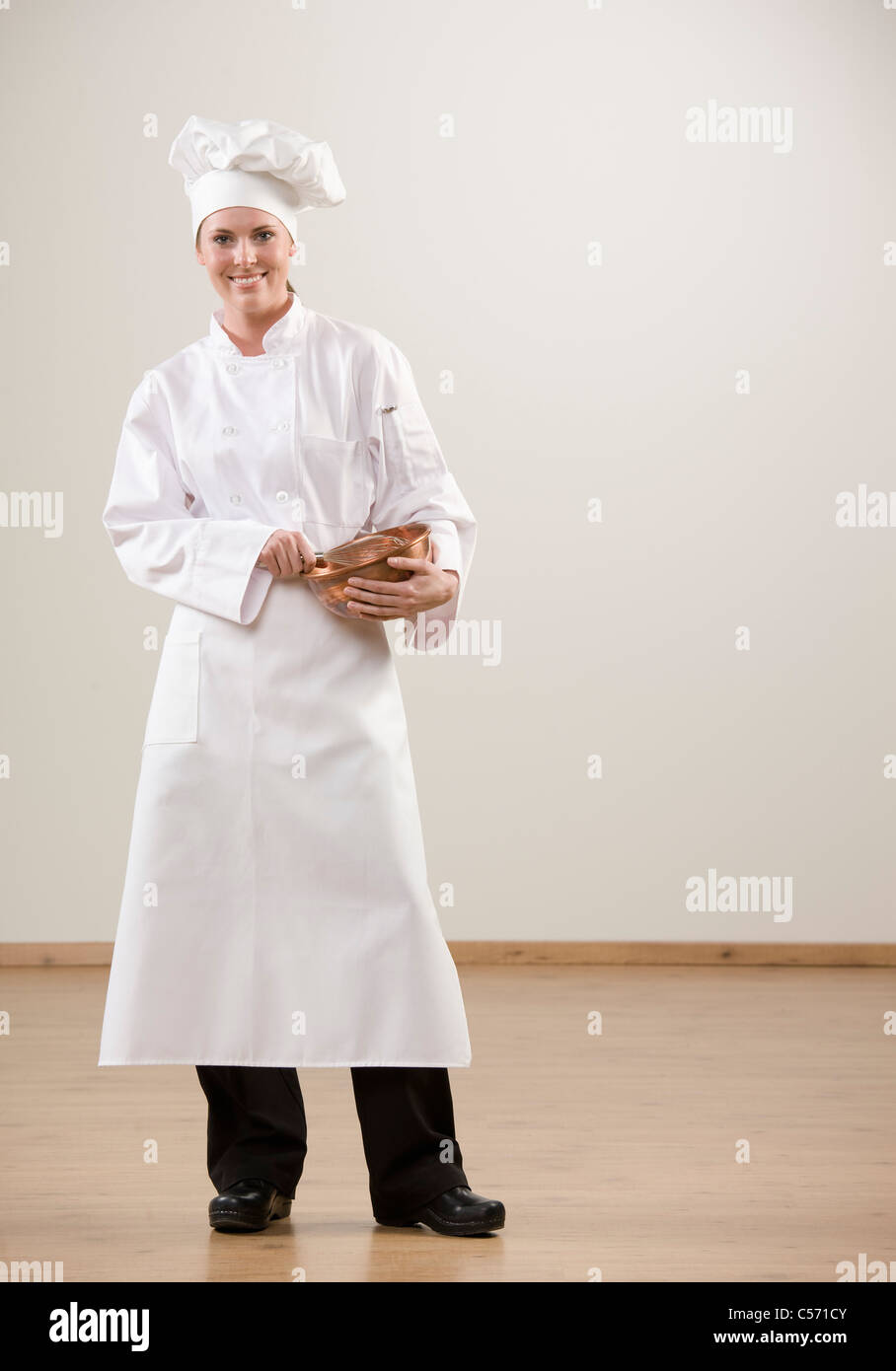 Person stirring bowl front hi-res stock photography and images - Alamy