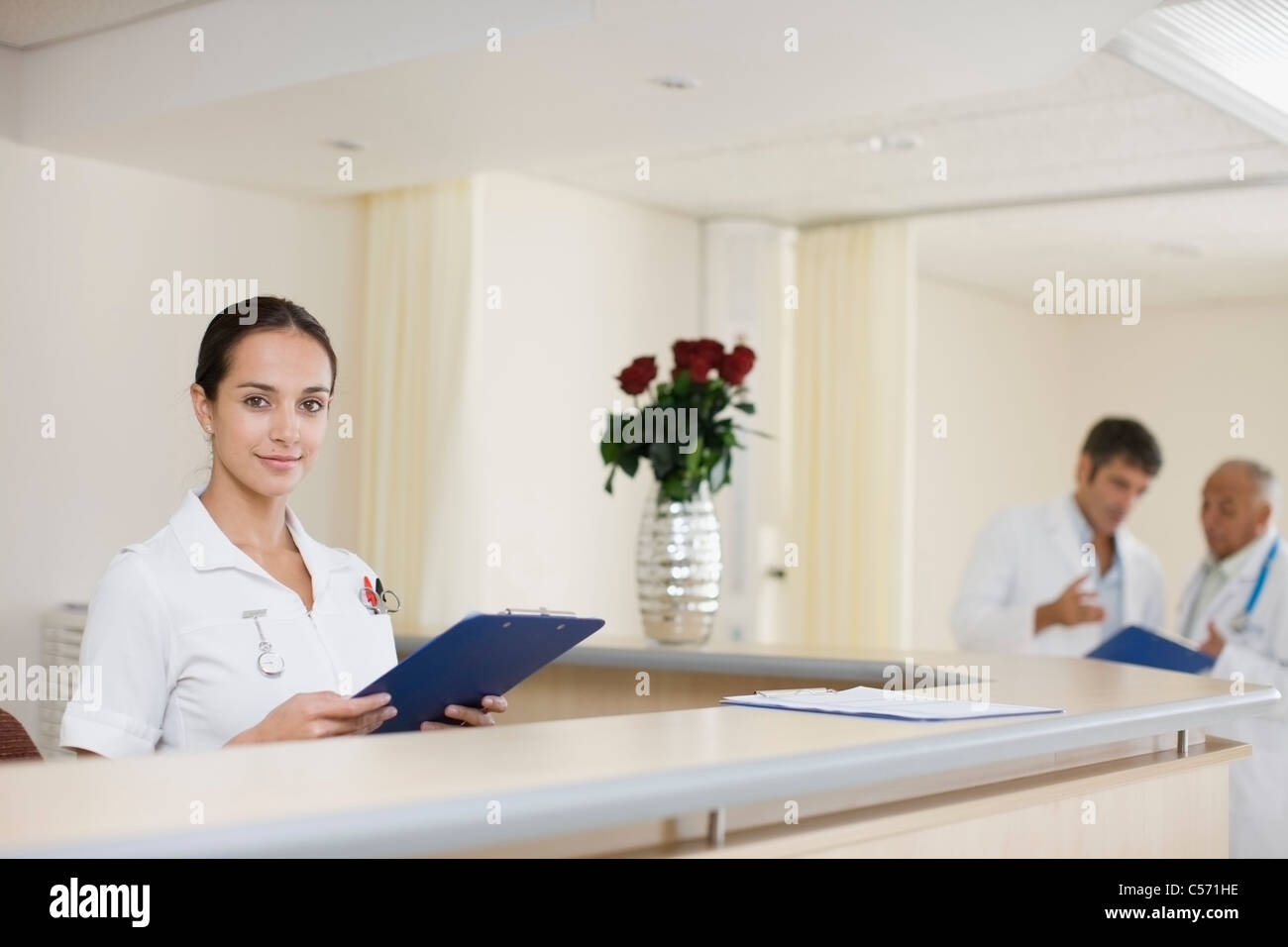 Hospital reception hi-res stock photography and images - Alamy