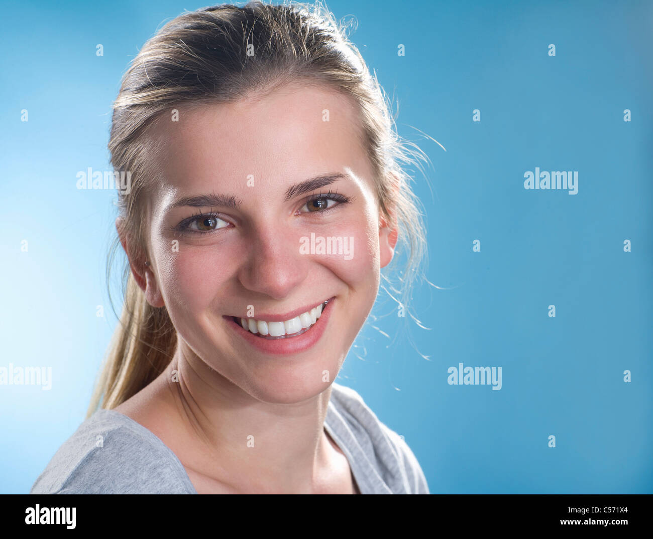 Close up of smiling woman Stock Photo - Alamy