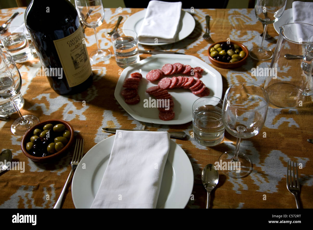 Mediterranean lunch table setting Stock Photo - Alamy