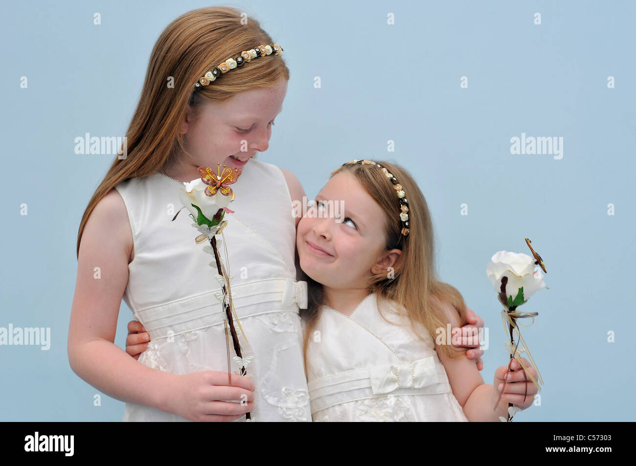 Two girls in wedding hi-res stock photography and images - Alamy