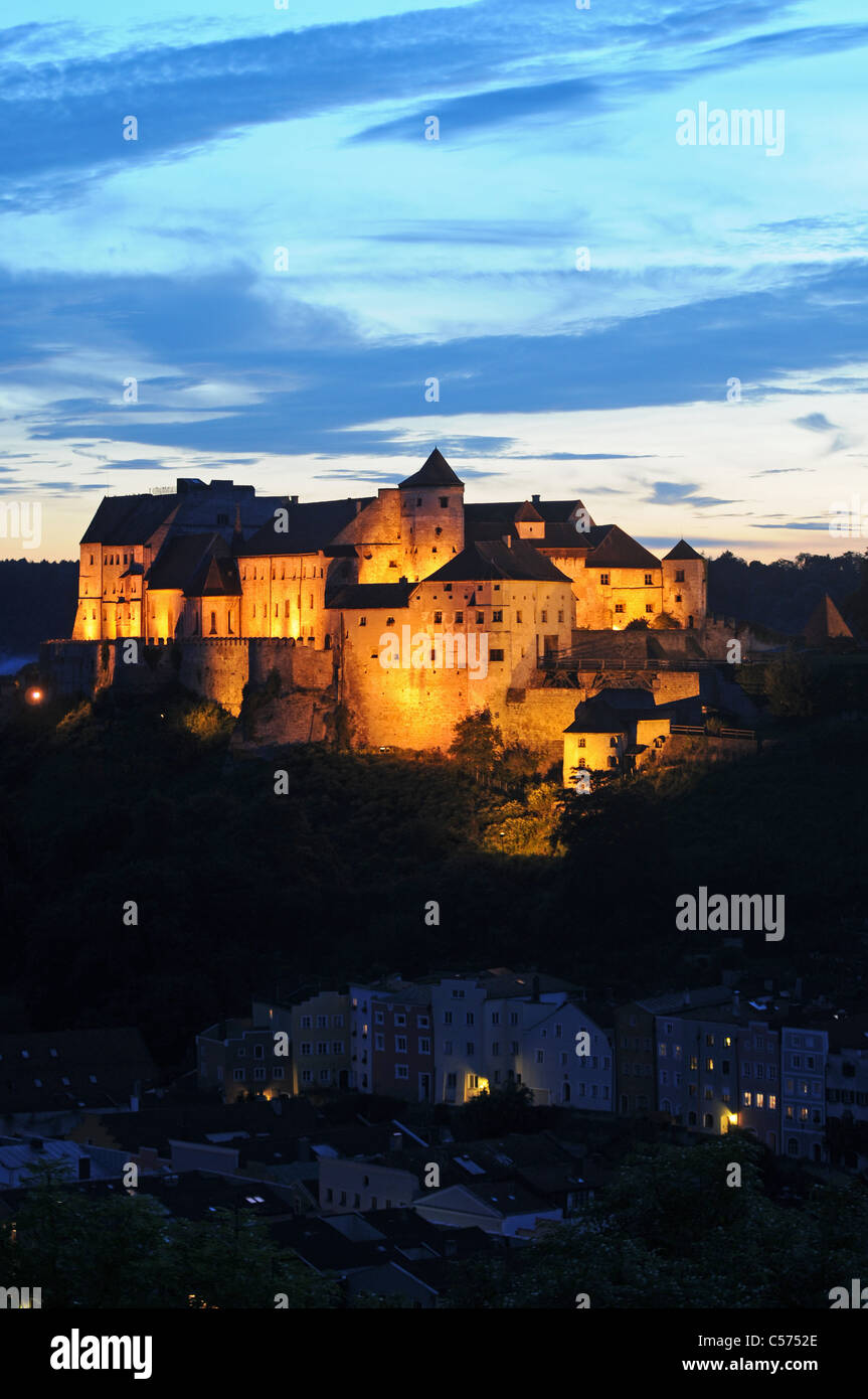Burghausen Castle Bavaria Night High Resolution Stock Photography and ...