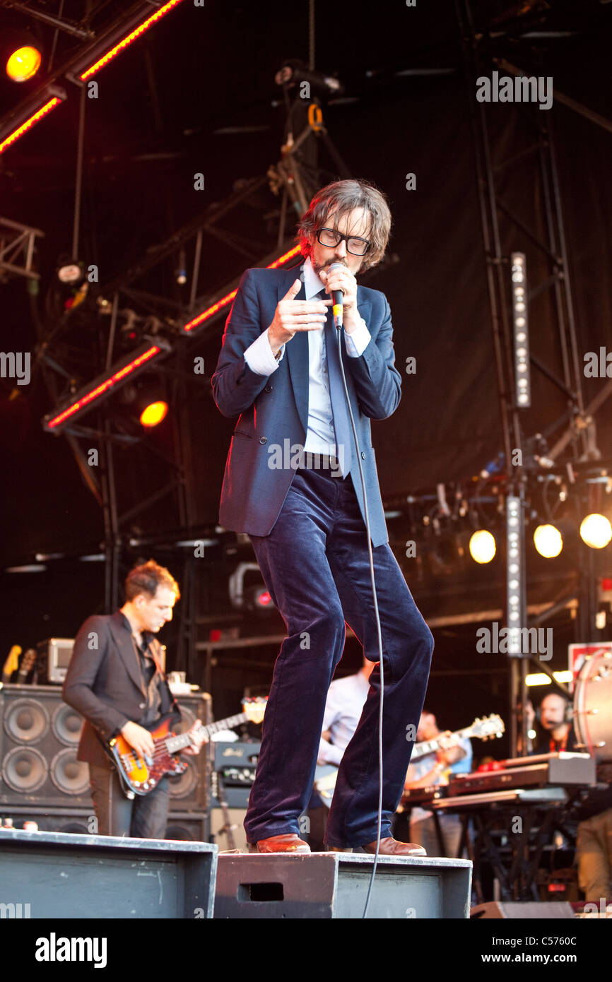 Jarvis cocker pulp hi-res stock photography and images - Alamy