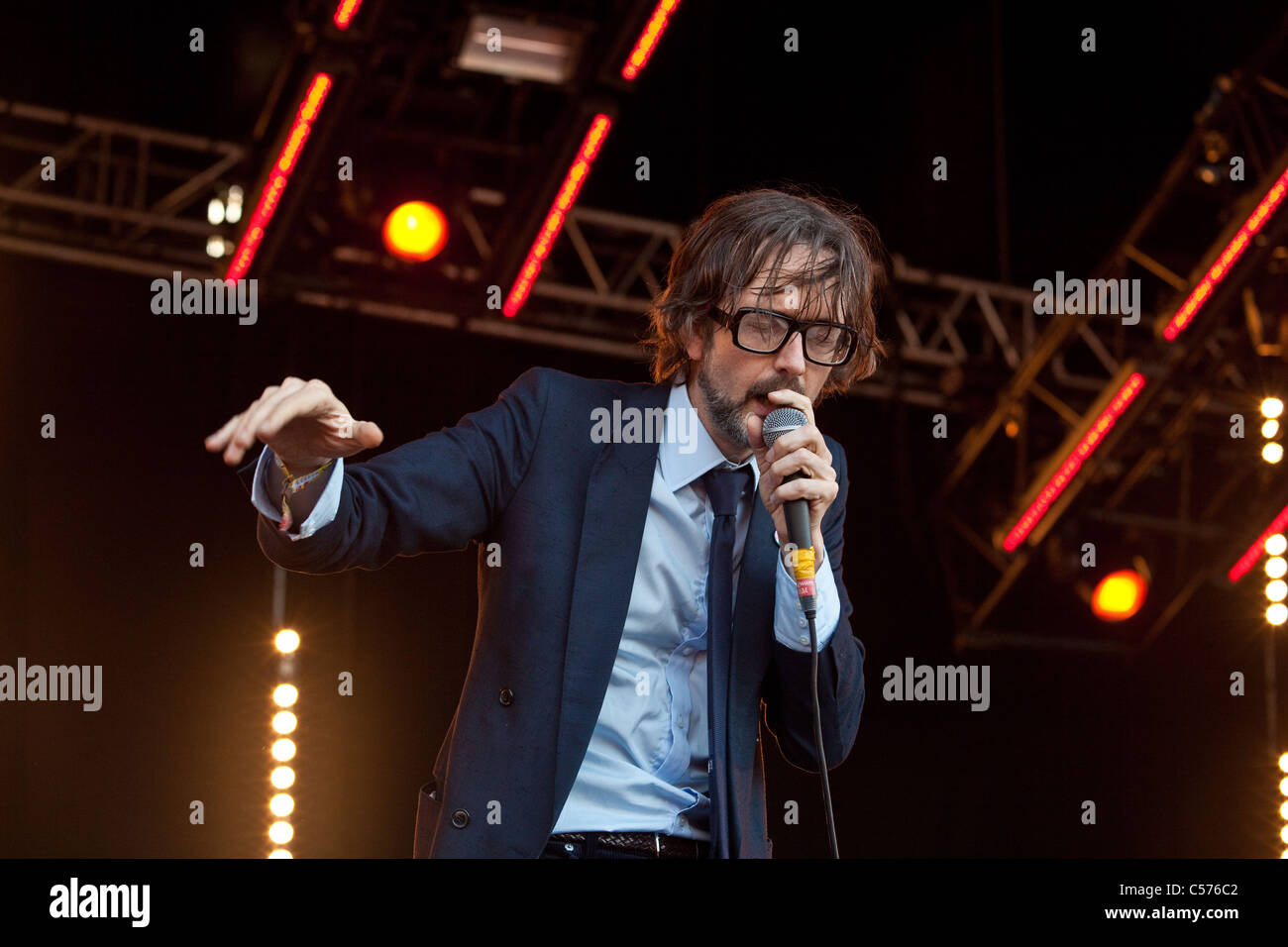 Pulp performing a secret show on the park stage at the Glastonbury ...