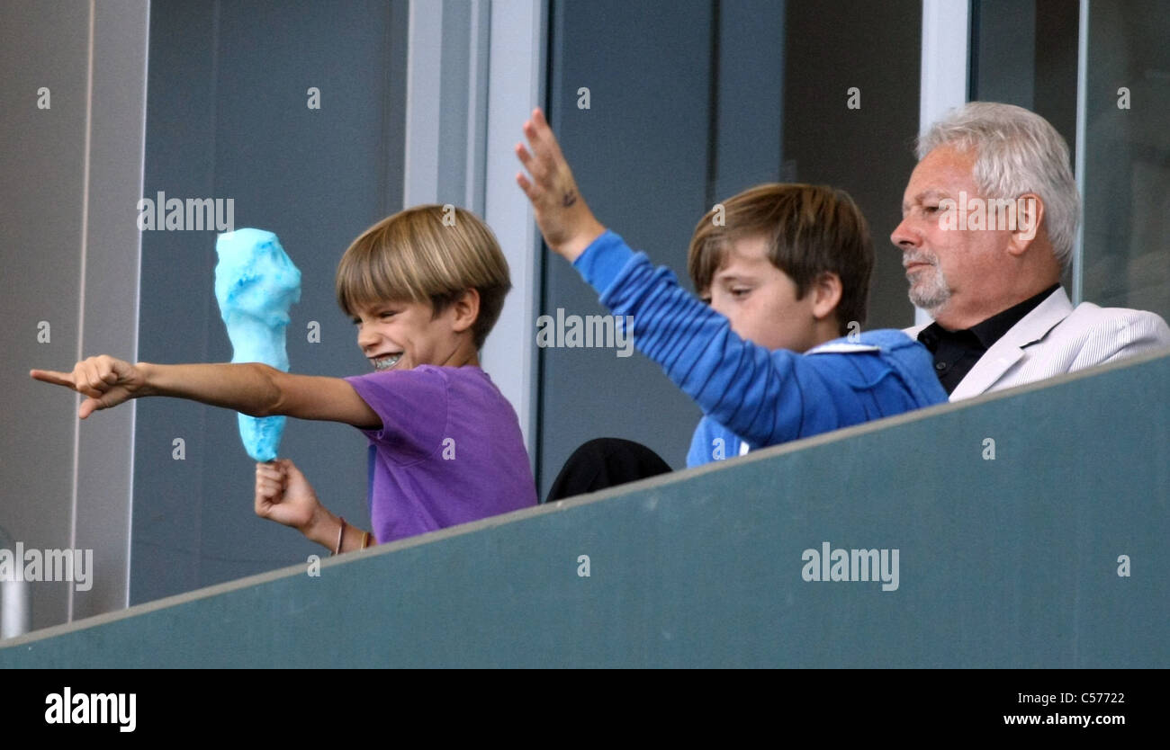 Bro galaxy hi-res stock photography and images - Alamy