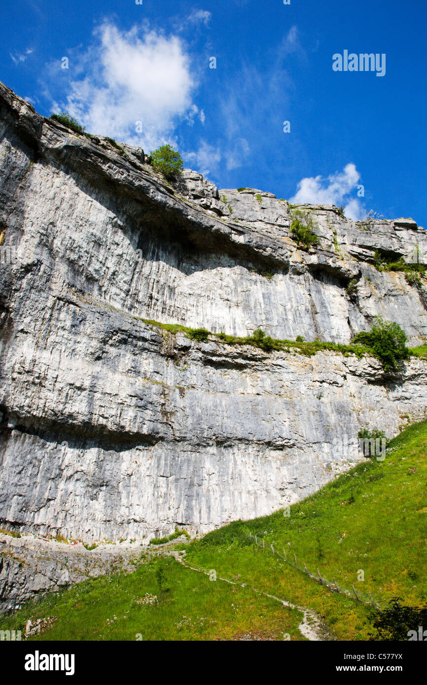 Malham Cove Malhamdale Yorkshire Dales England Stock Photo - Alamy