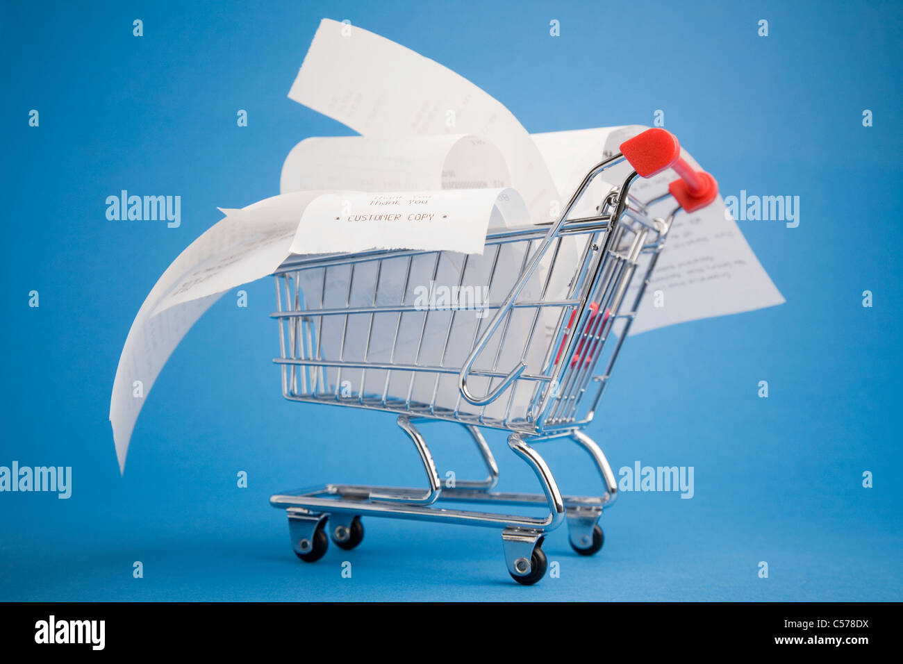 Retail receipts hi-res stock photography and images - Alamy
