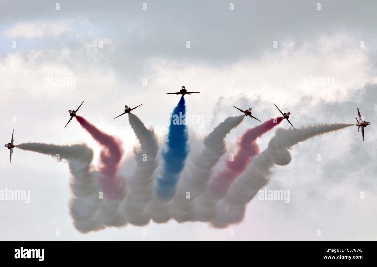 Raf red arrows hi-res stock photography and images - Alamy