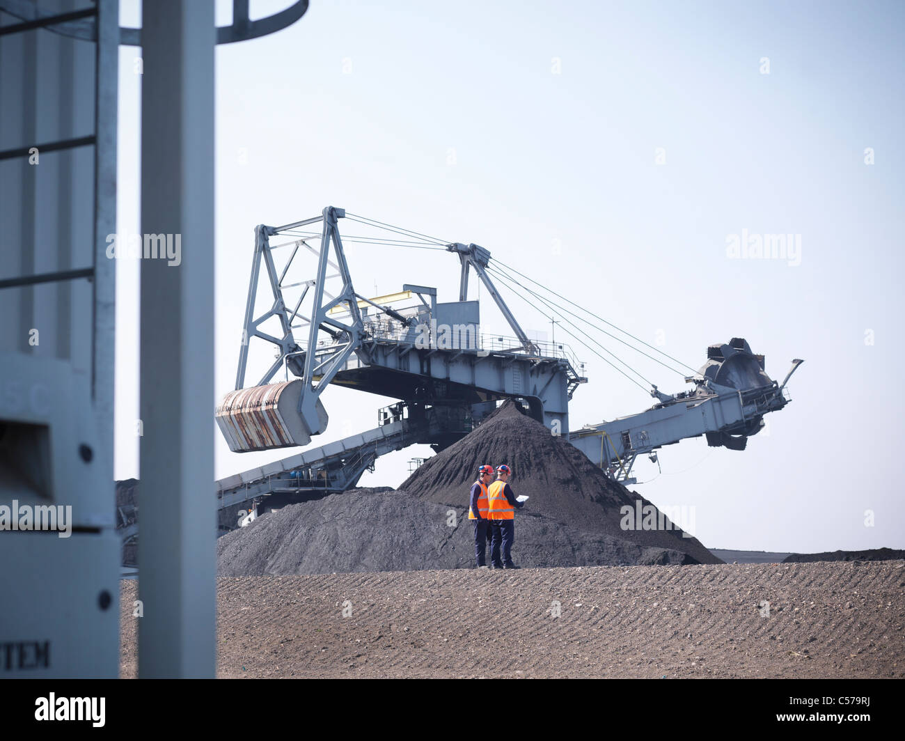 Coal Storage Facility High Resolution Stock Photography and Images - Alamy