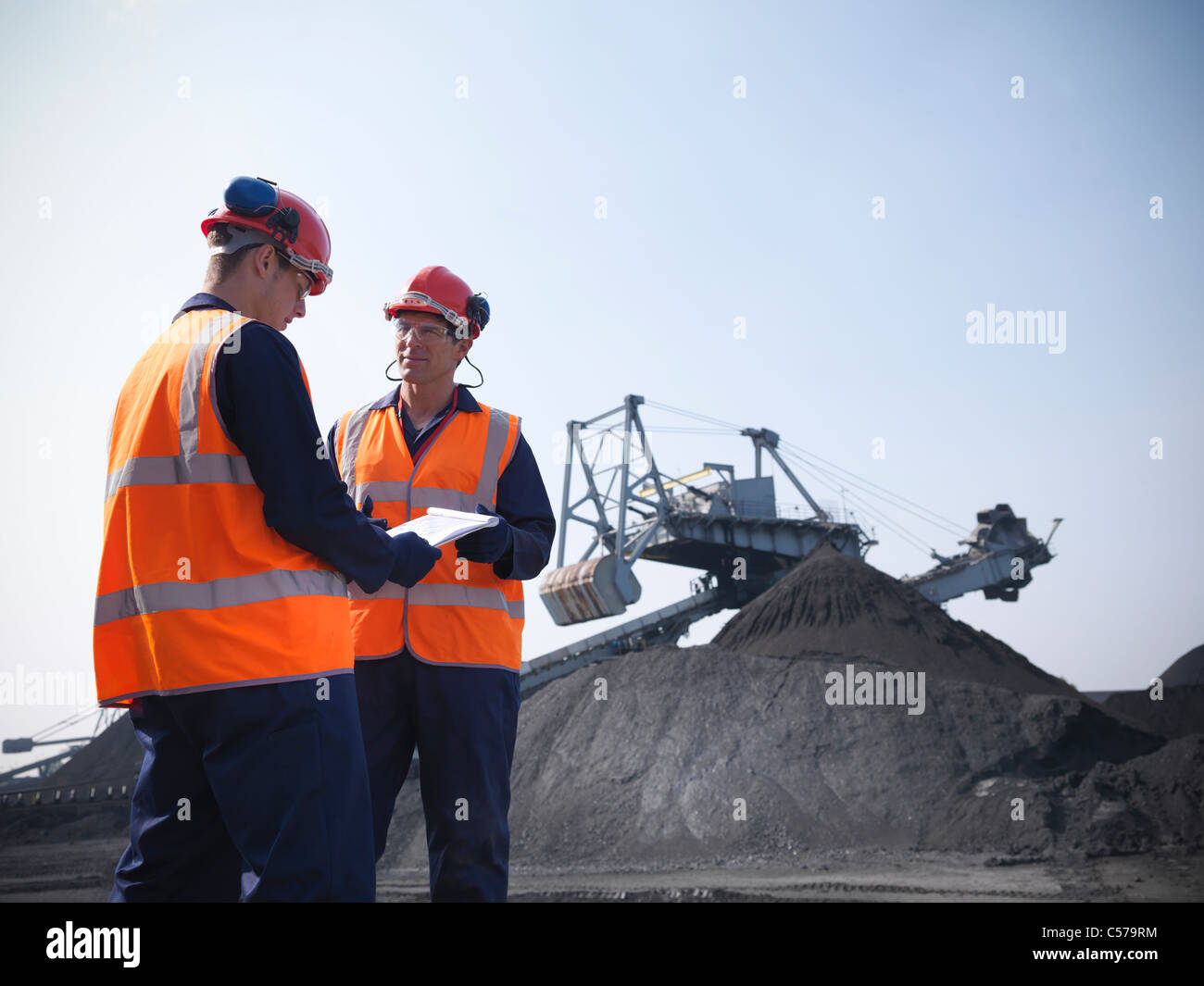 Coal storage hi-res stock photography and images - Alamy