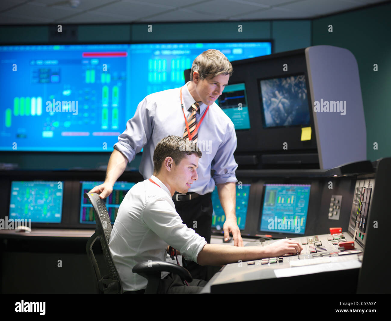 Control_room hi-res stock photography and images - Alamy