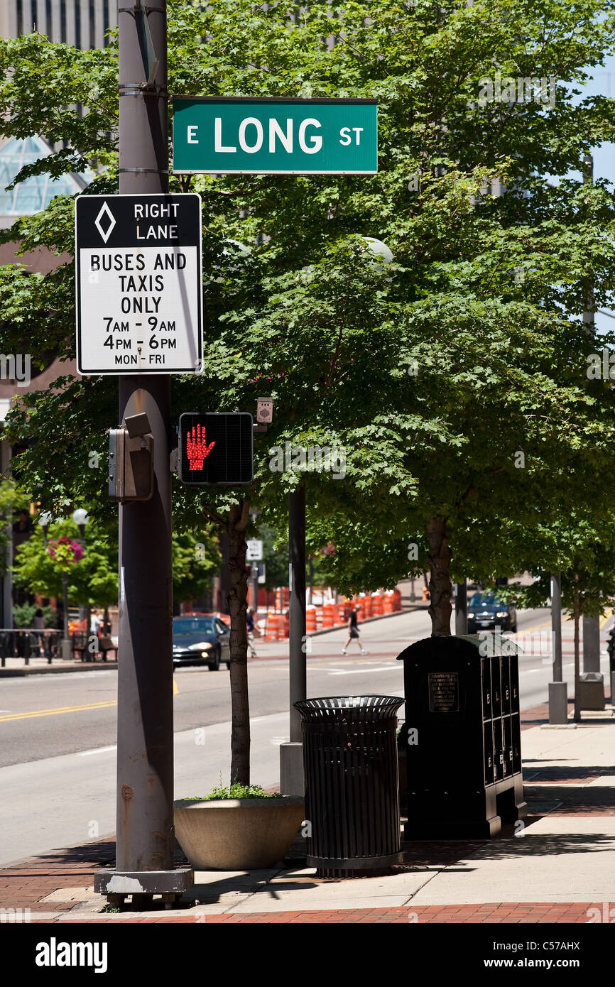 Corner high st hi-res stock photography and images - Alamy