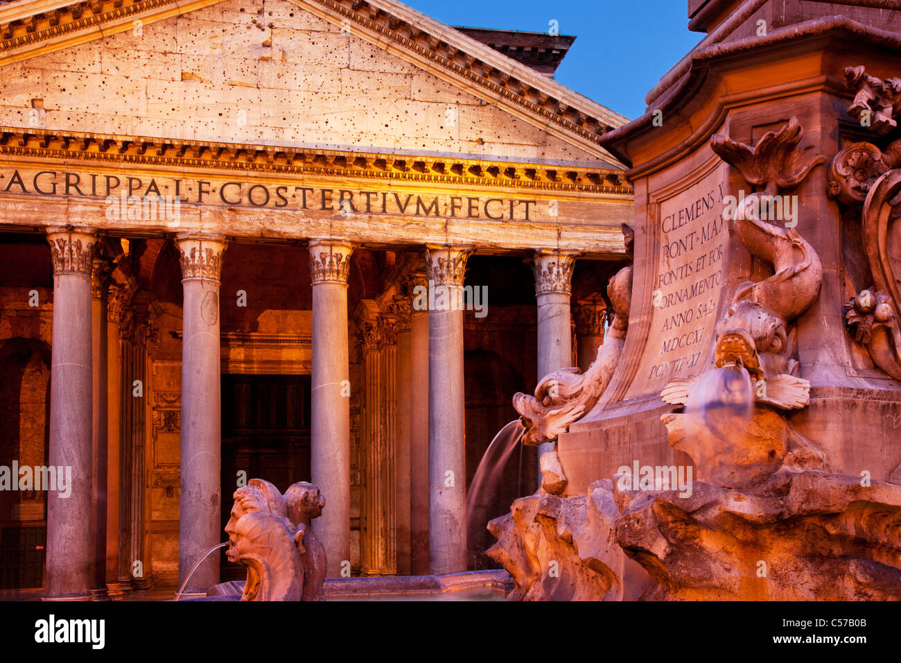 Pre-dawn at the Pantheon in Rome, Lazio Italy Stock Photo - Alamy