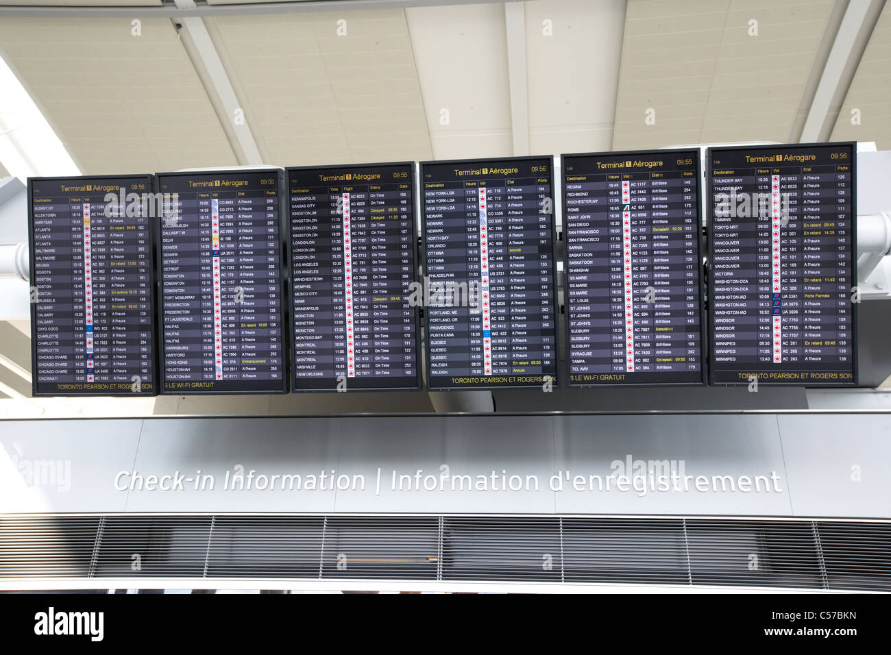 Yyz departures hi-res stock photography and images - Alamy