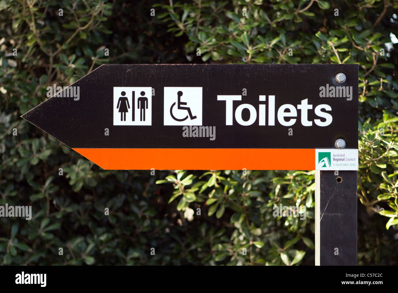 Signage for toilets hi-res stock photography and images - Alamy