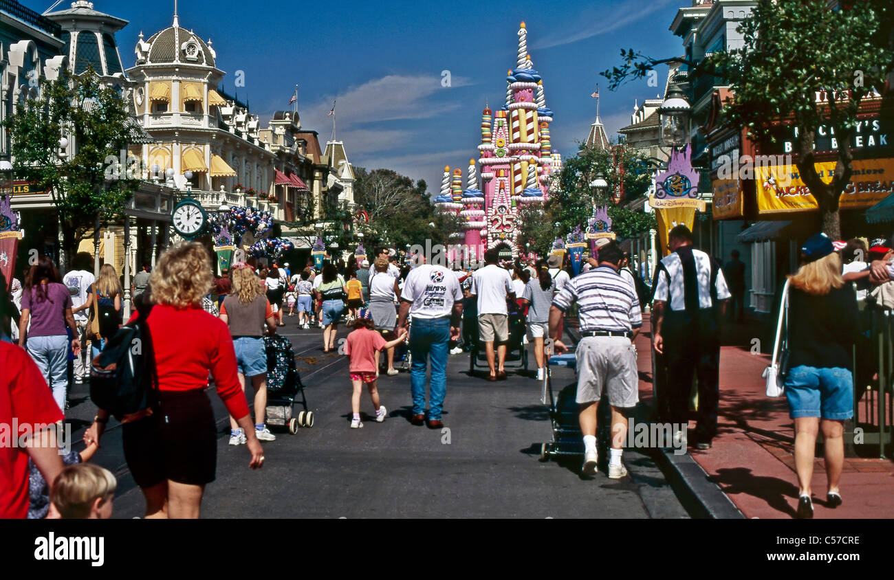Disney World Florida with crowds along Main Street Orlando for the 25th ...