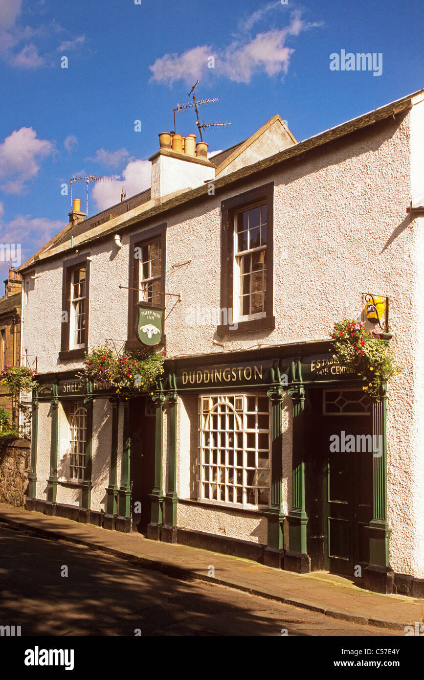 The Sheep Heid Inn, Duddingston Stock Photo - Alamy