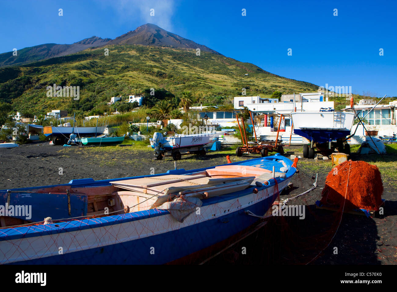 Stromboli, Italy, Europe, Lipari Islands, island, isle, volcano, smoke ...