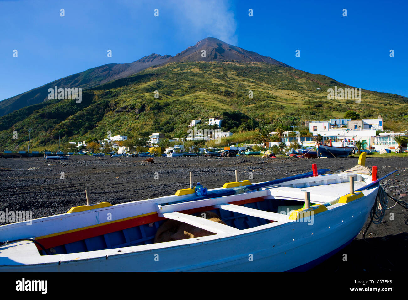 Stromboli, Italy, Europe, Lipari Islands, island, isle, volcano, smoke ...
