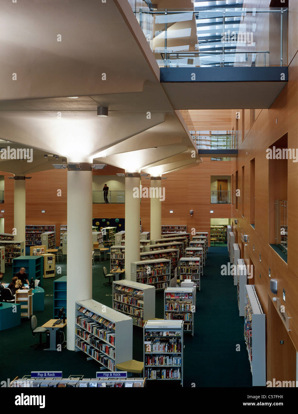 Jubilee Library, Brighton, England. Main library hall Stock Photo - Alamy