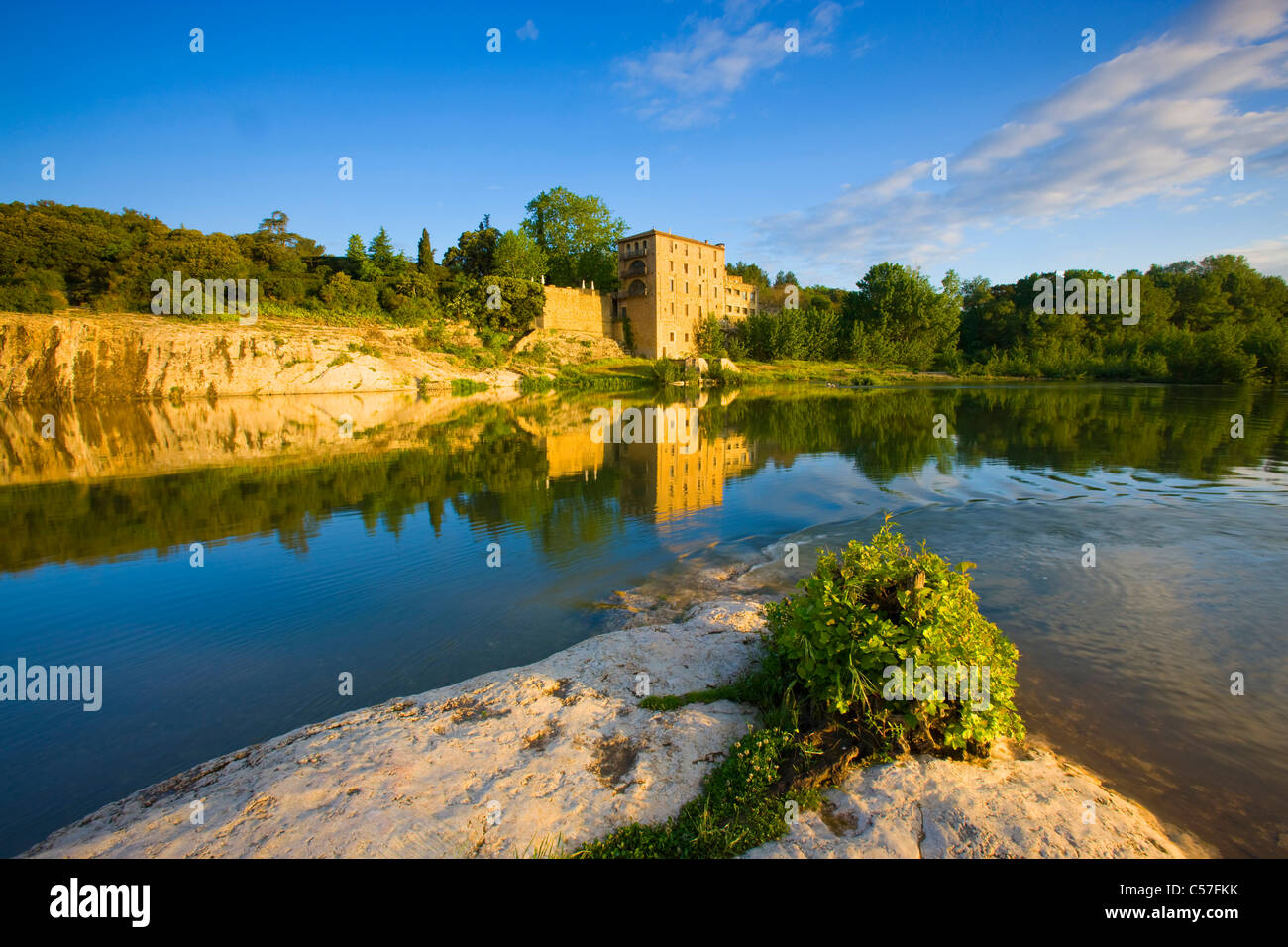 Gard, France, Europe, Languedoc-Roussillon, river, flow, house, home ...