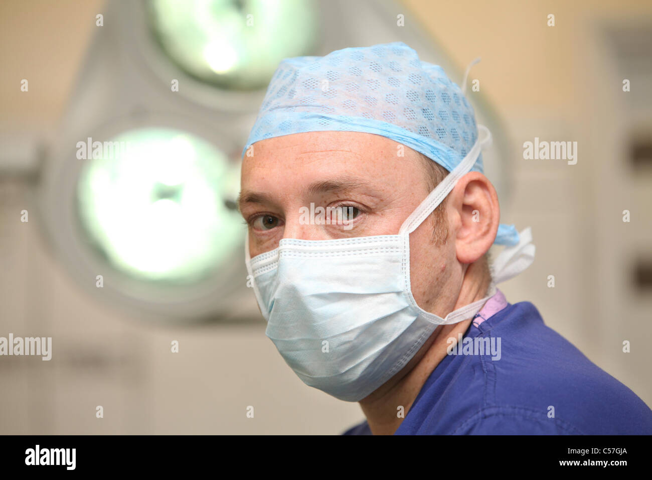 James surgeon hi-res stock photography and images - Alamy
