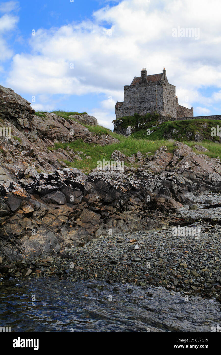 Duart castle, mull hi-res stock photography and images - Alamy