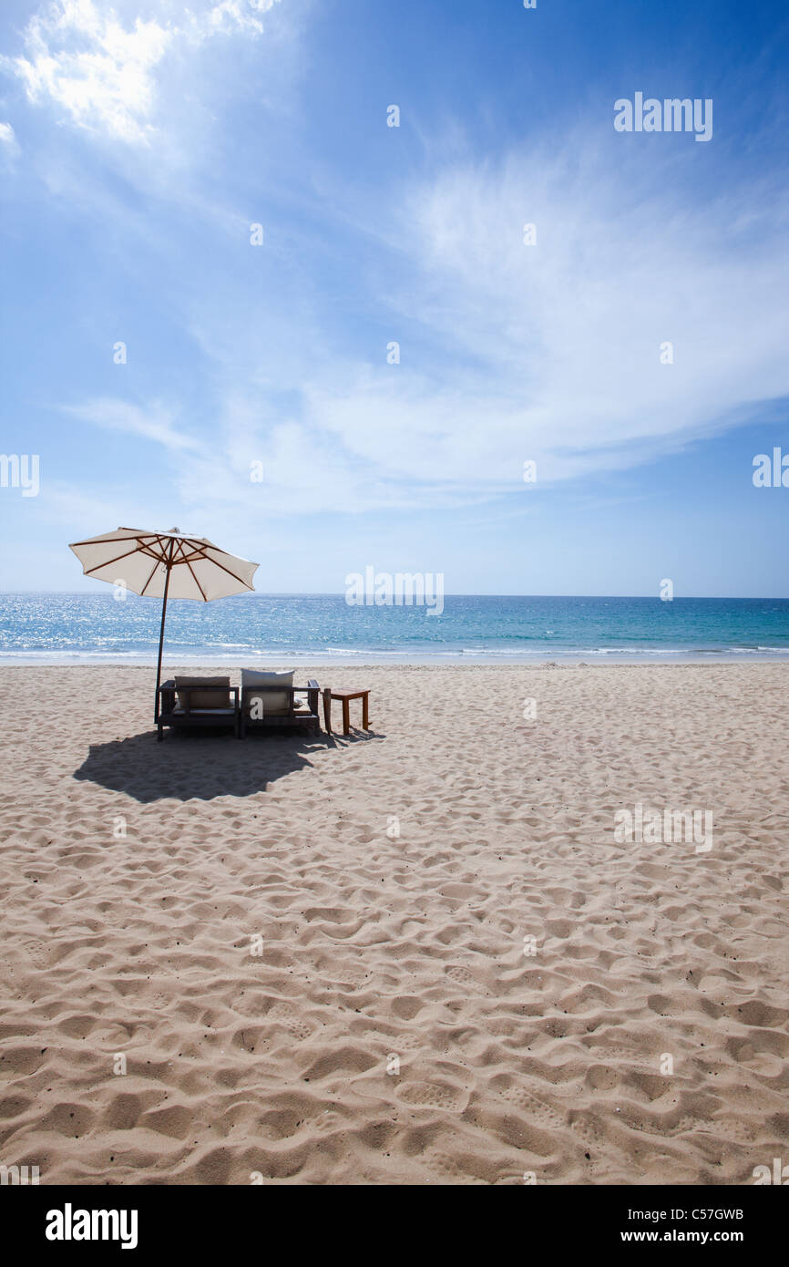 Beach shadow outdoor hi-res stock photography and images - Alamy