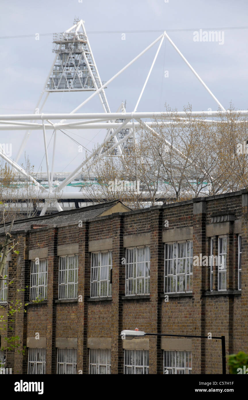 Views of London 2012 Olympic stadium from old warehouses in Hackney ...