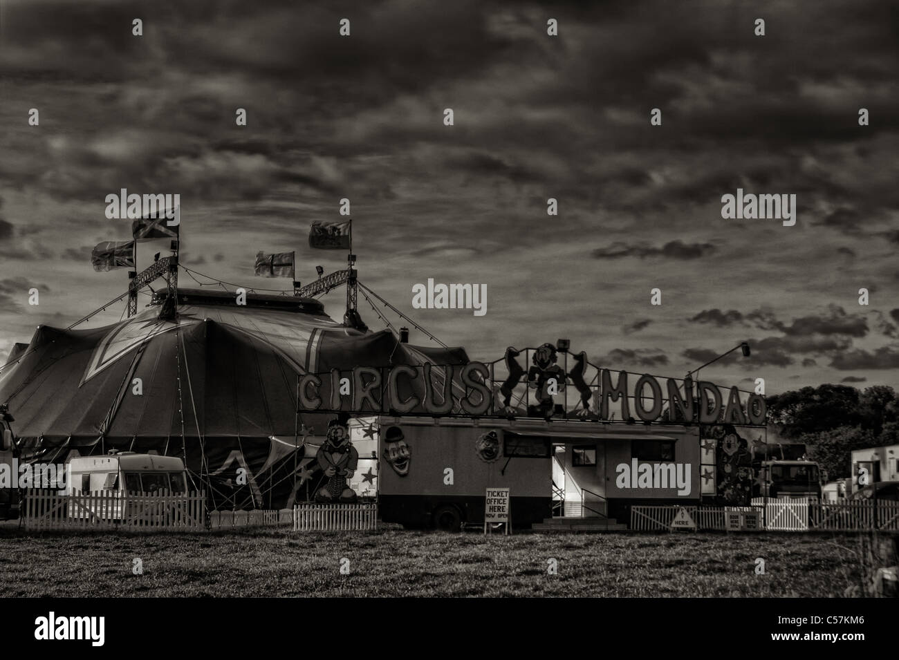 Circus Caravan Stock Photos & Circus Caravan Stock Images - Alamy