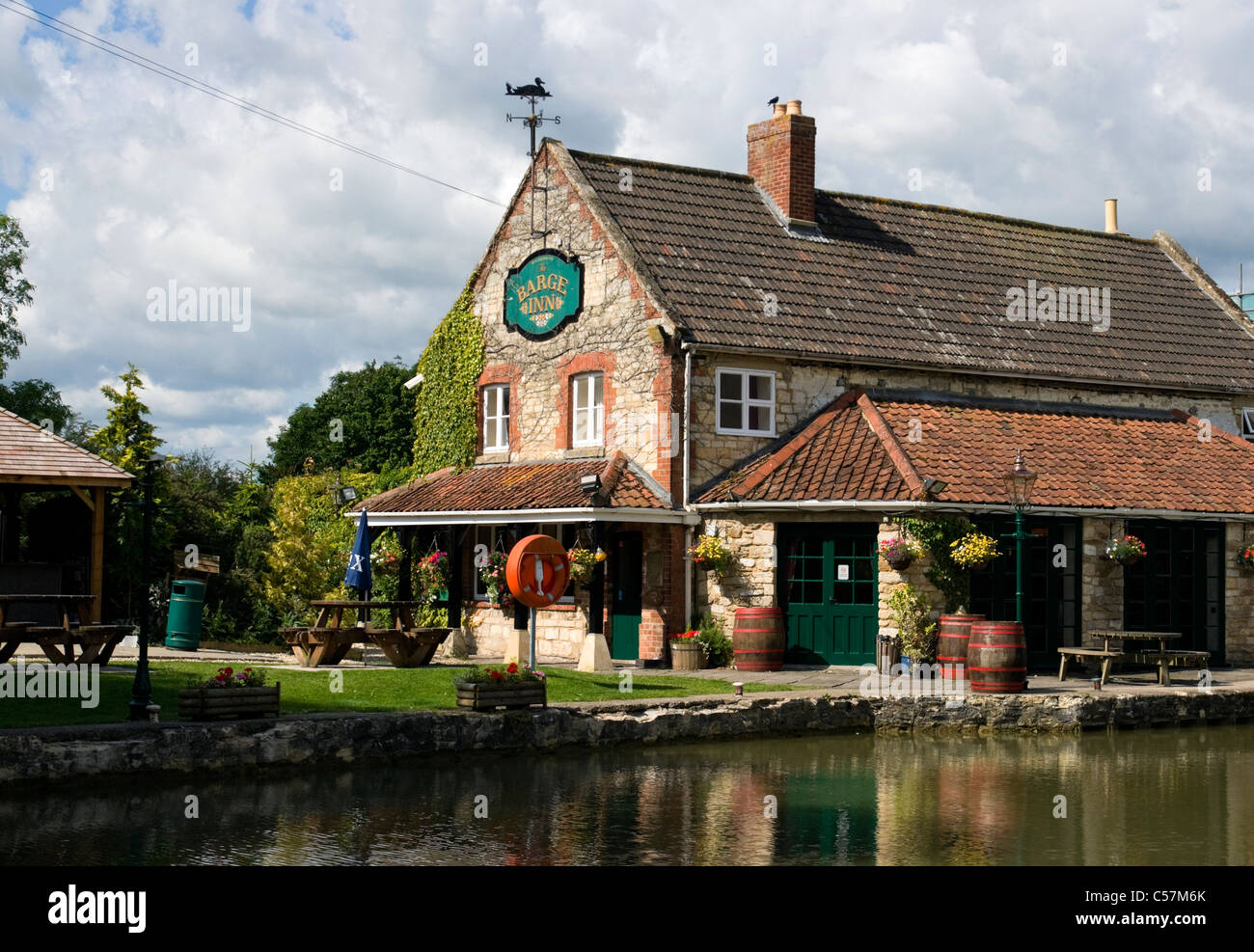 The Barge Inn Seend nr. Melksham Wiltshire Stock Photo - Alamy