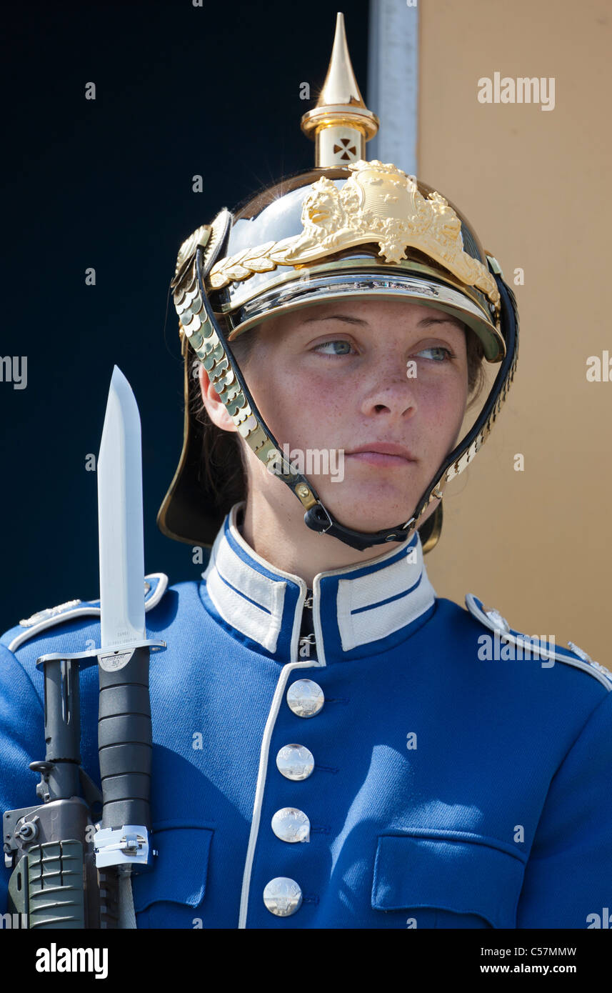 Woman guard royal palace stockholm hi-res stock photography and images ...