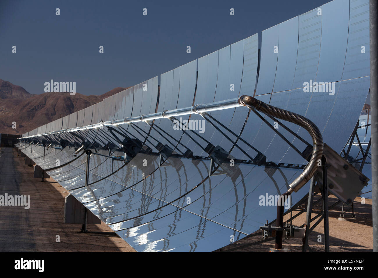 Solar Thermal Electric Generating Station Stock Photo - Alamy