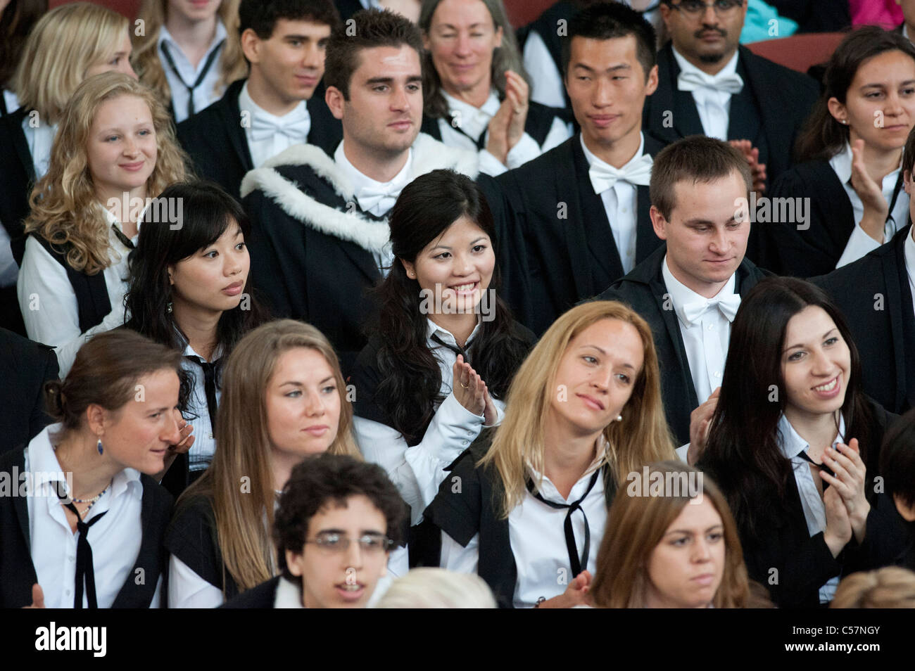 Oxford student gown hi-res stock photography and images - Alamy