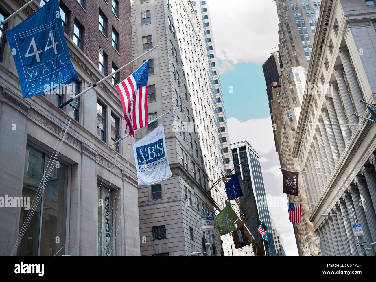 Banners and pennants hi-res stock photography and images - Alamy