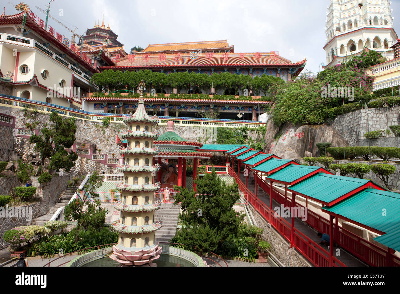 Kek Lock Si Temple, Penang, Malaysia Stock Photo - Alamy