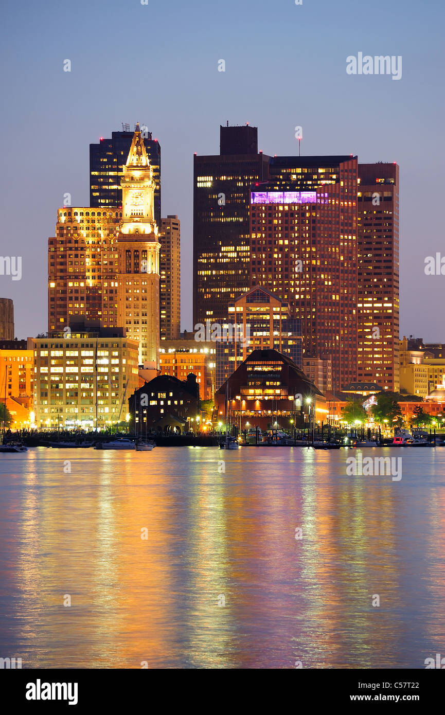 Boston downtown dusk urban hi-res stock photography and images - Alamy