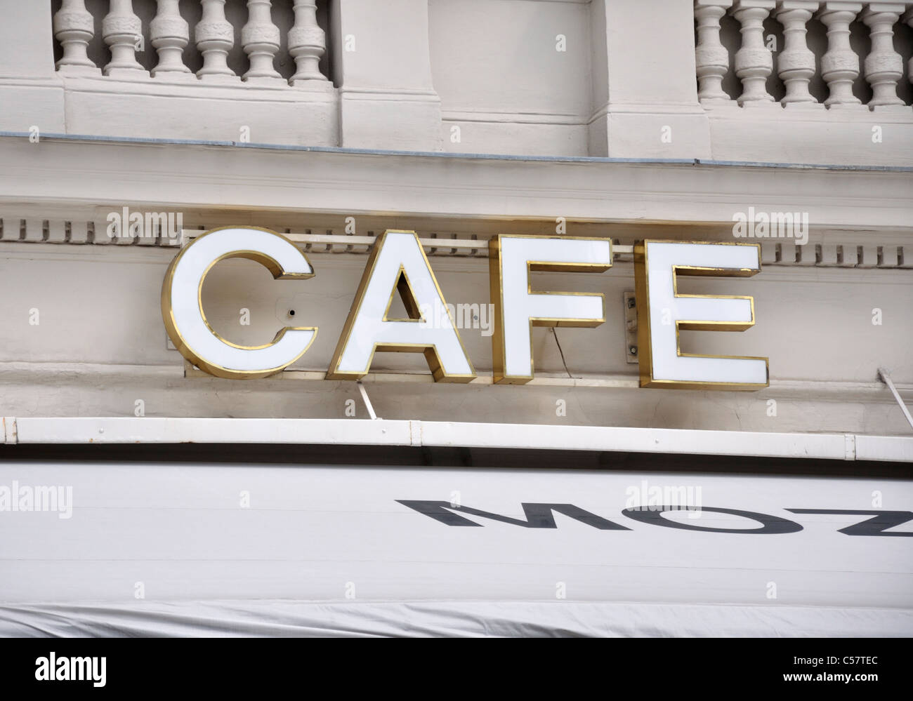 Vienna restaurant sign hi-res stock photography and images - Alamy