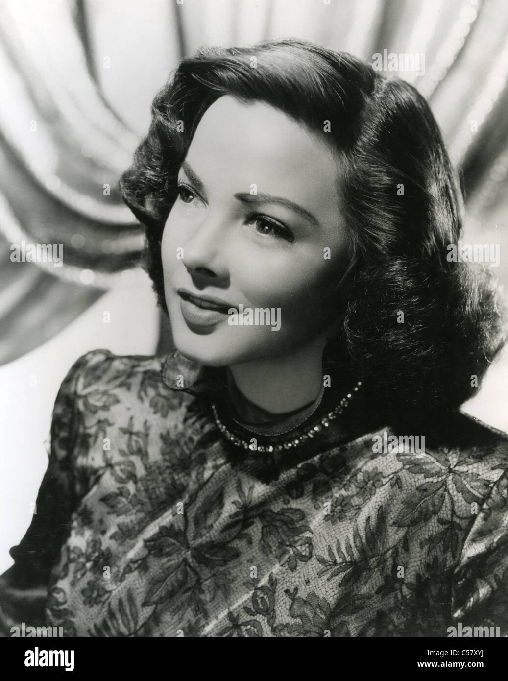 Katherine Grayson's Instagram, Twitter & Facebook on IDCrawl