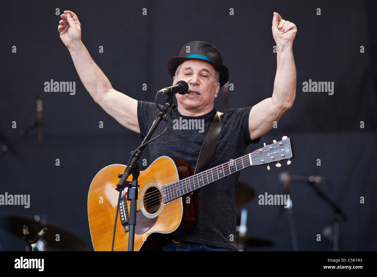 Paul Simon American singer-songwriter and actor performing on the ...