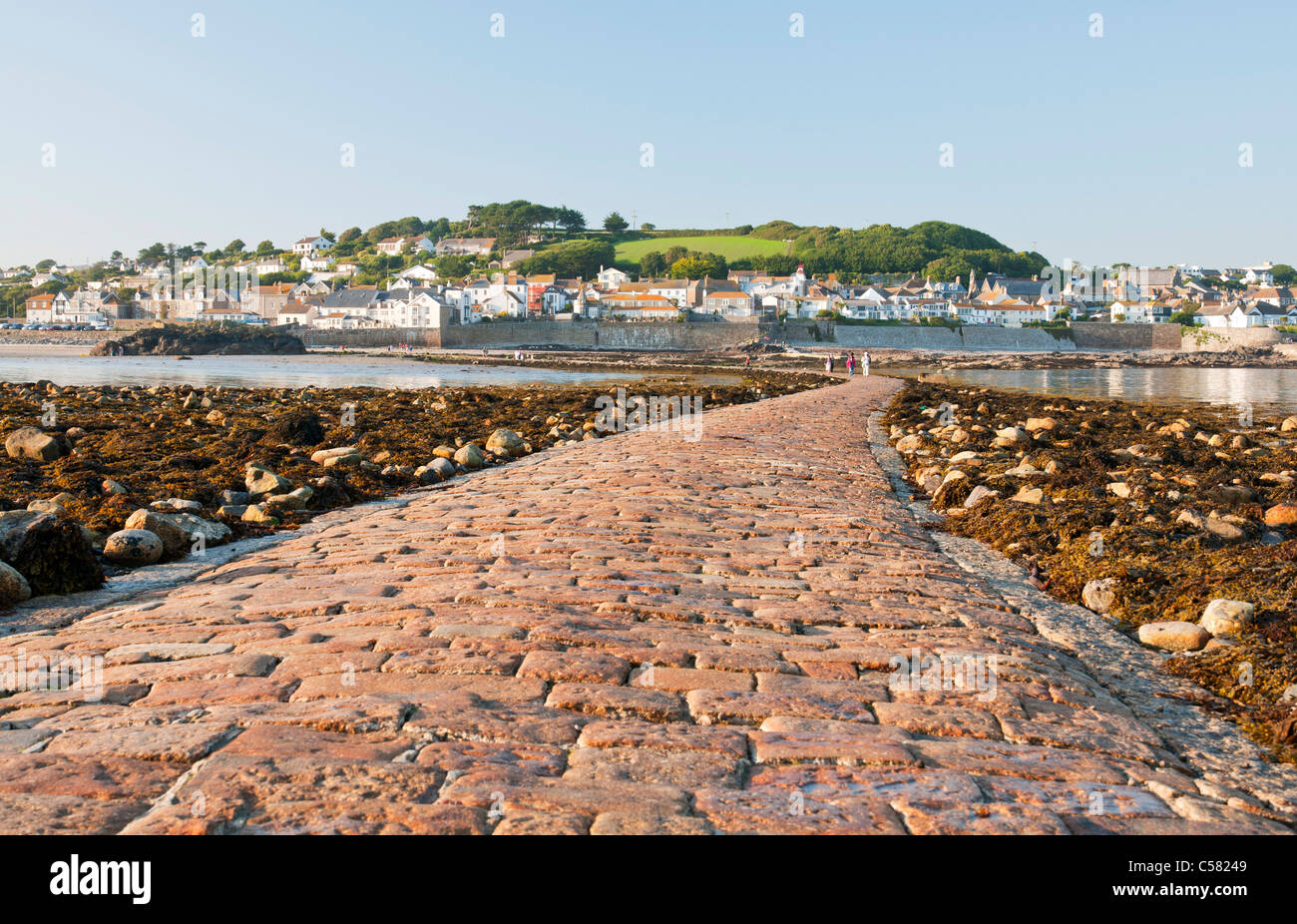 St michaels mount cornwall and causeway hi-res stock photography and ...