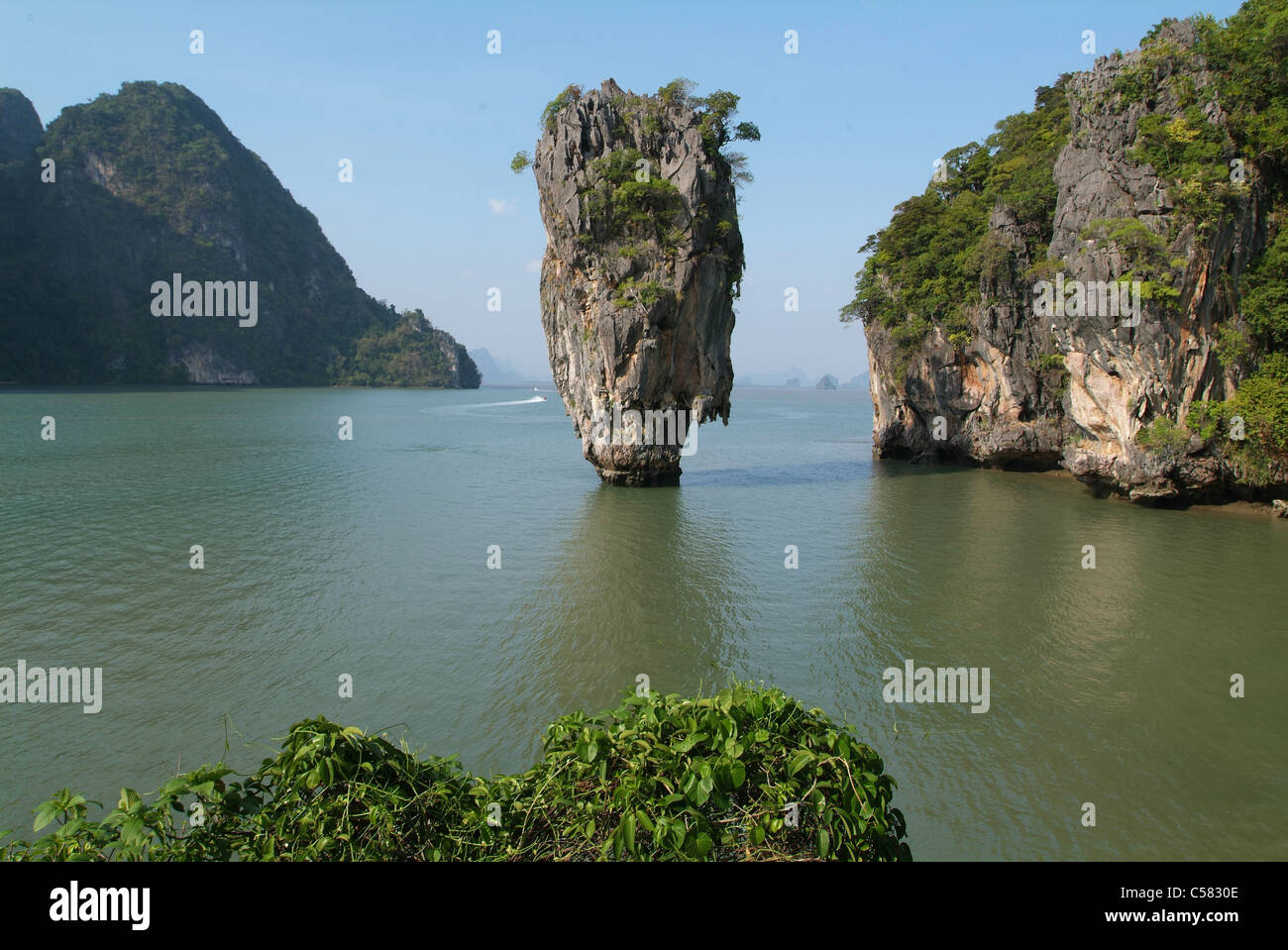 Puket thailand hi-res stock photography and images - Alamy