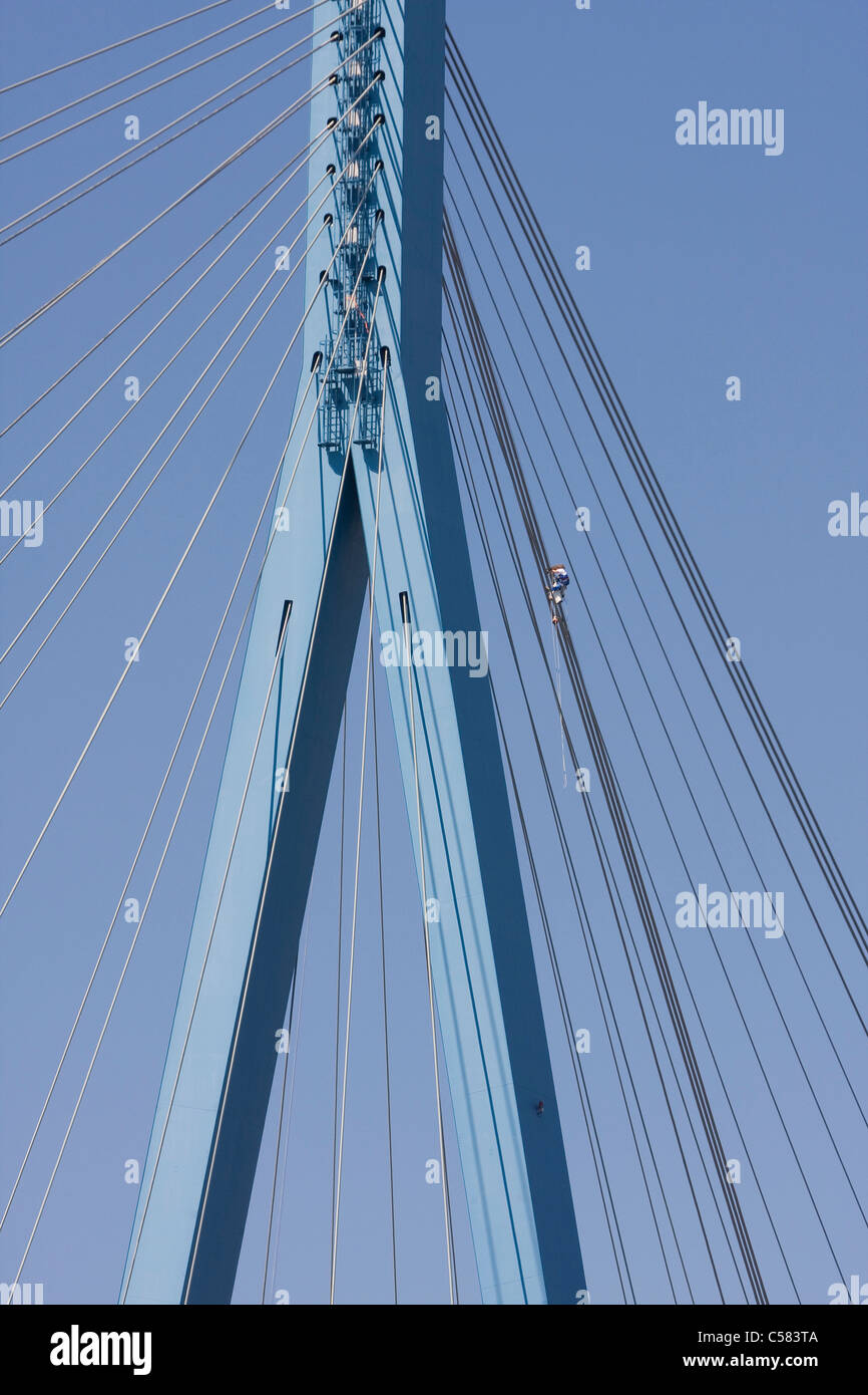 Sloping bridge hi-res stock photography and images - Alamy