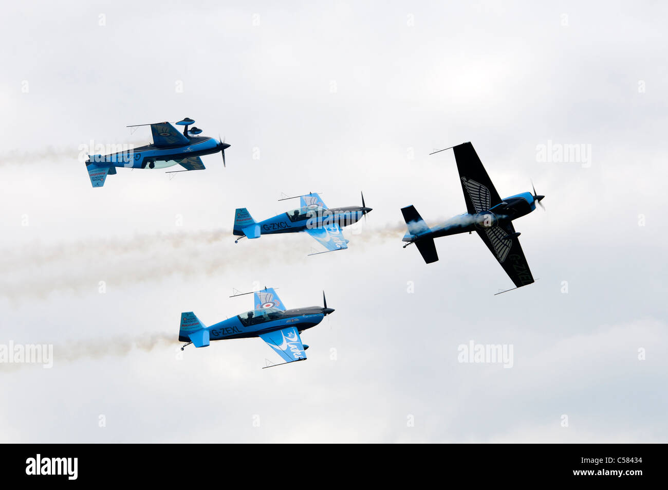 Blades display team hi-res stock photography and images - Alamy